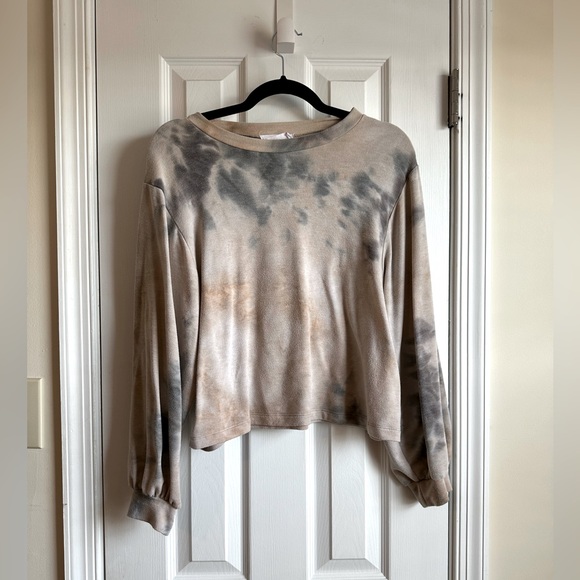 Carly Jean Los Angeles | Tops | Carly Jean Los Angeles Top Cjla | Poshmark